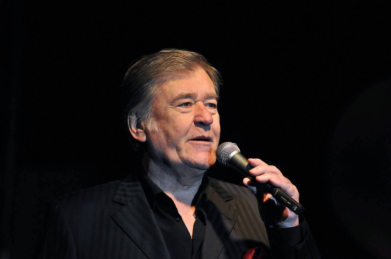 Celebrated pop singer János Koós dies aged 81 - Transylvania Now