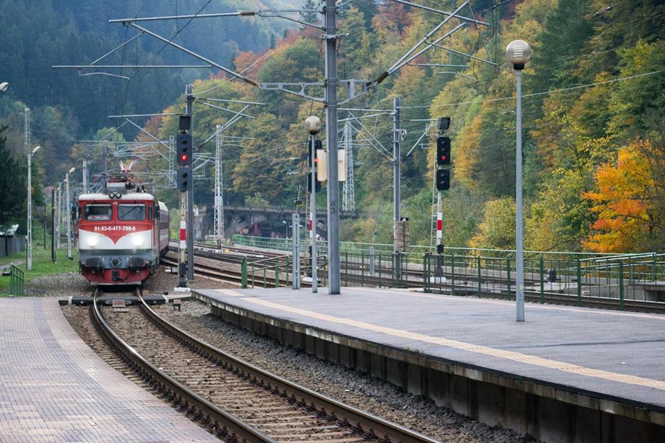 Romanian railways still uses vintage locomotives, rolling stock