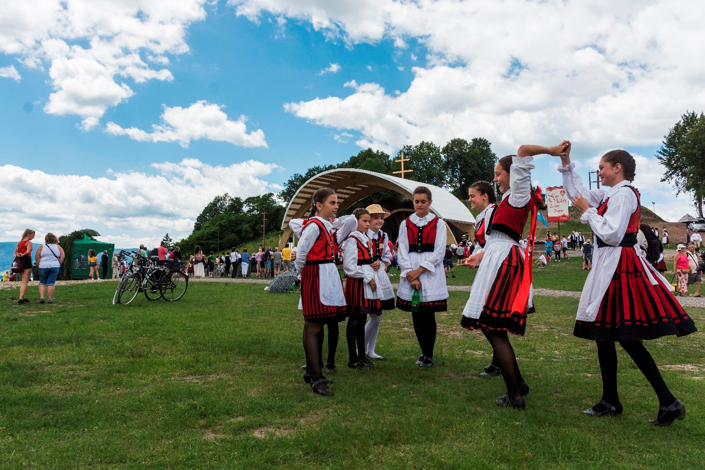 The Day of the Thousand Székely Girls [Photos] - Transylvania Now
