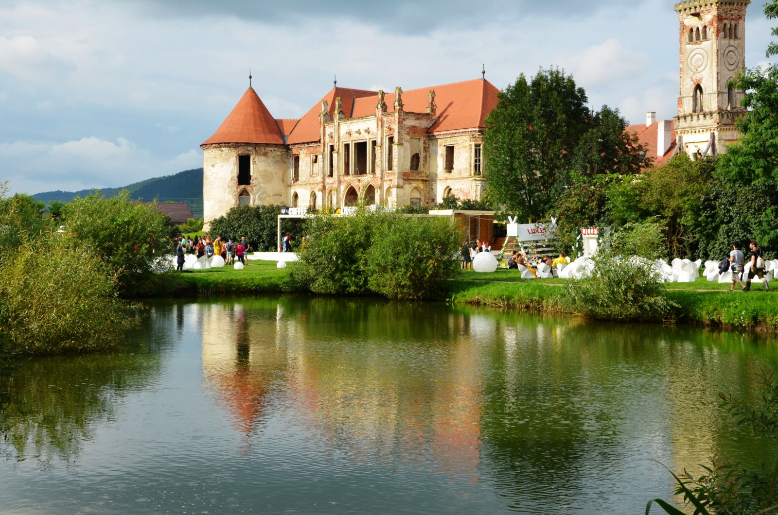 Rock classics at Bánffy Castle this September - Transylvania Now